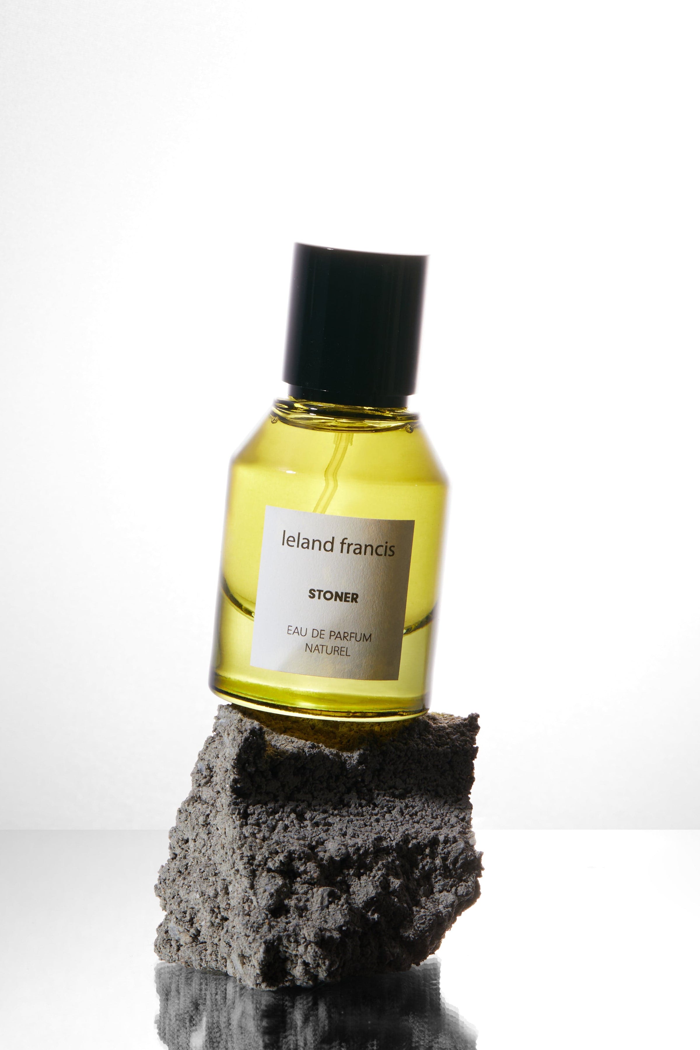 Stoner Eau De Parfum - Warm and Sensual Fragrance